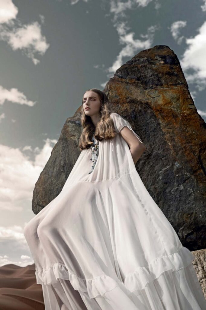 Pietre magiche. Editoriale di moda